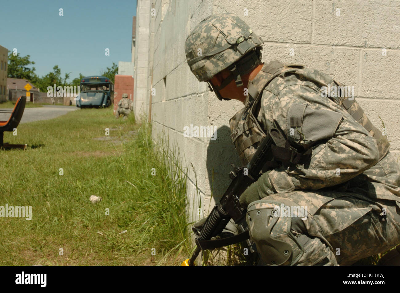 U s soldier headquarters headquarters company hi-res stock photography ...