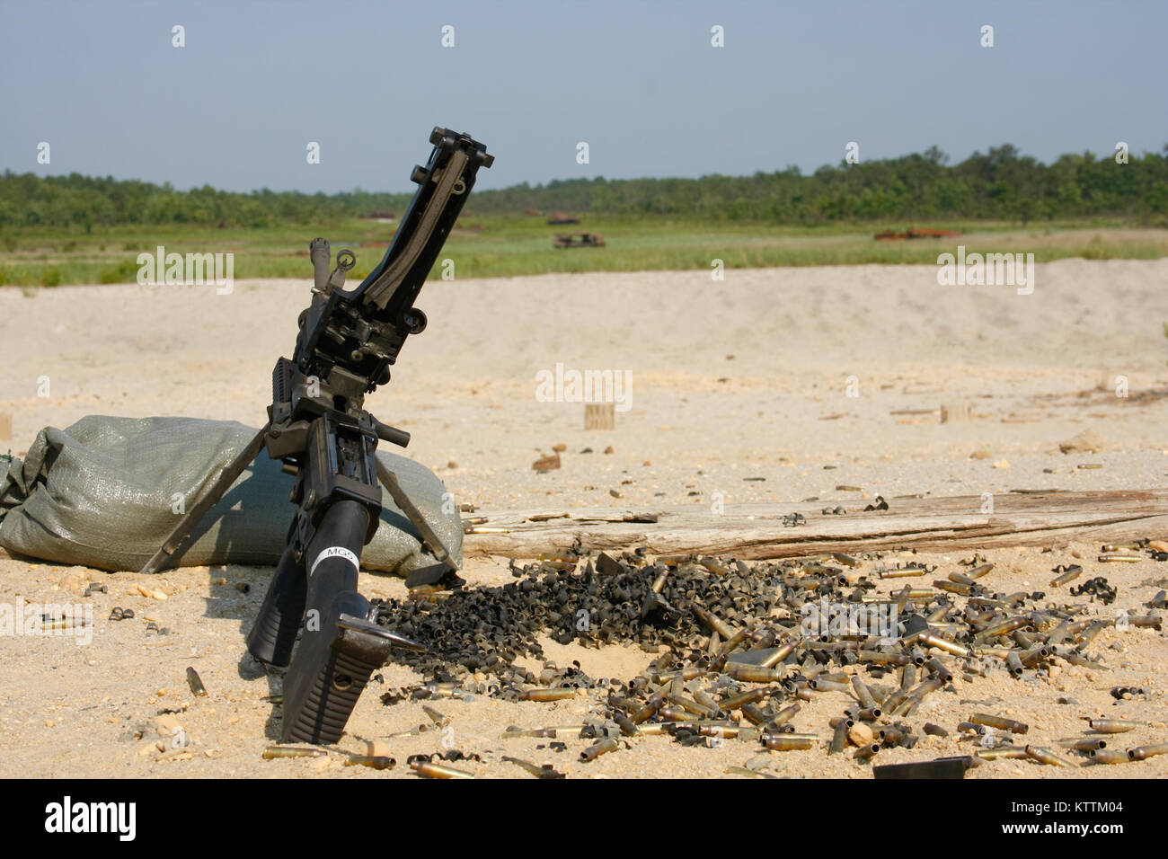 New York Army National Guard Soldiers of the 1156 Vertical Construction ...