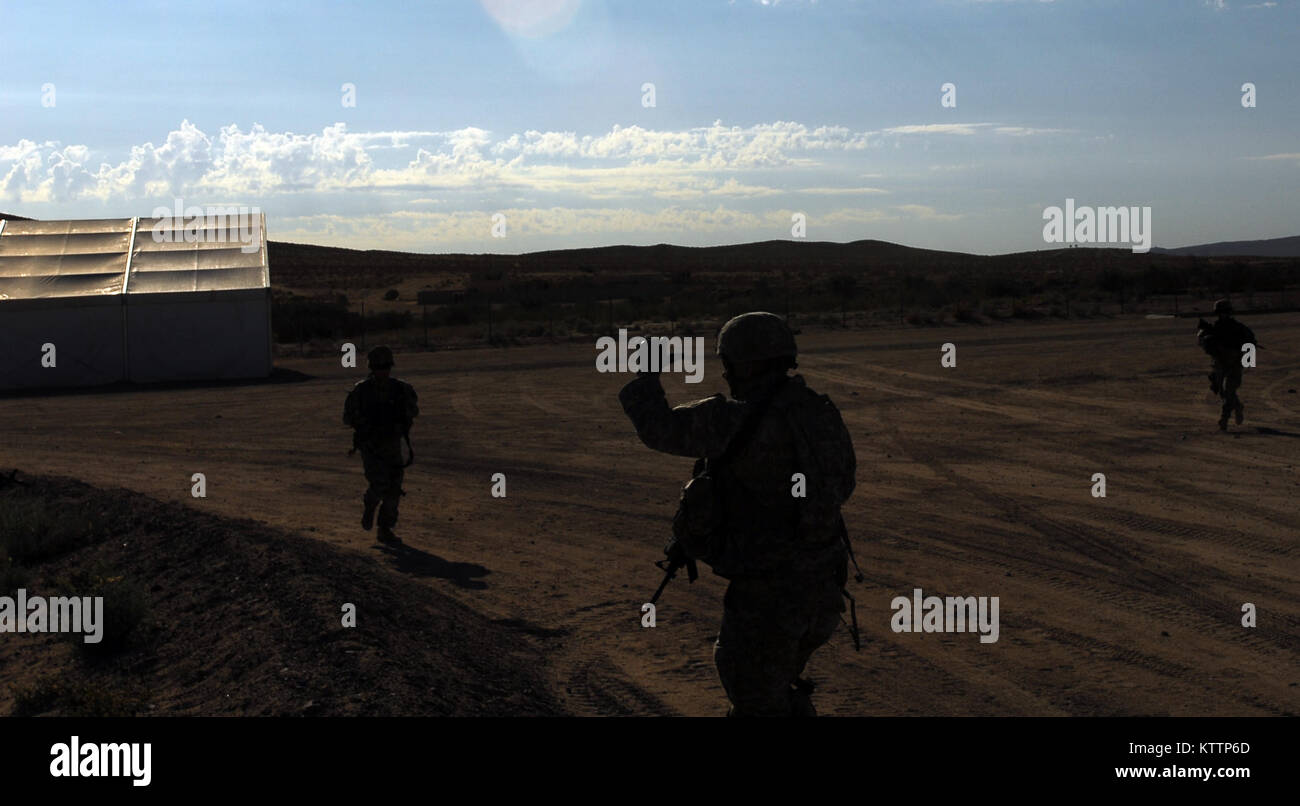 National training center fort irwin hi-res stock photography and images ...