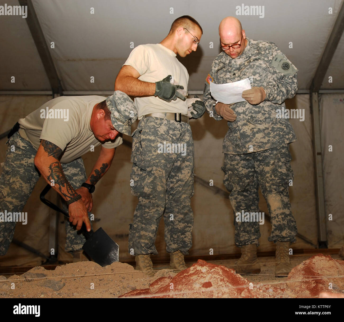 Geospatial engineers hi-res stock photography and images - Alamy