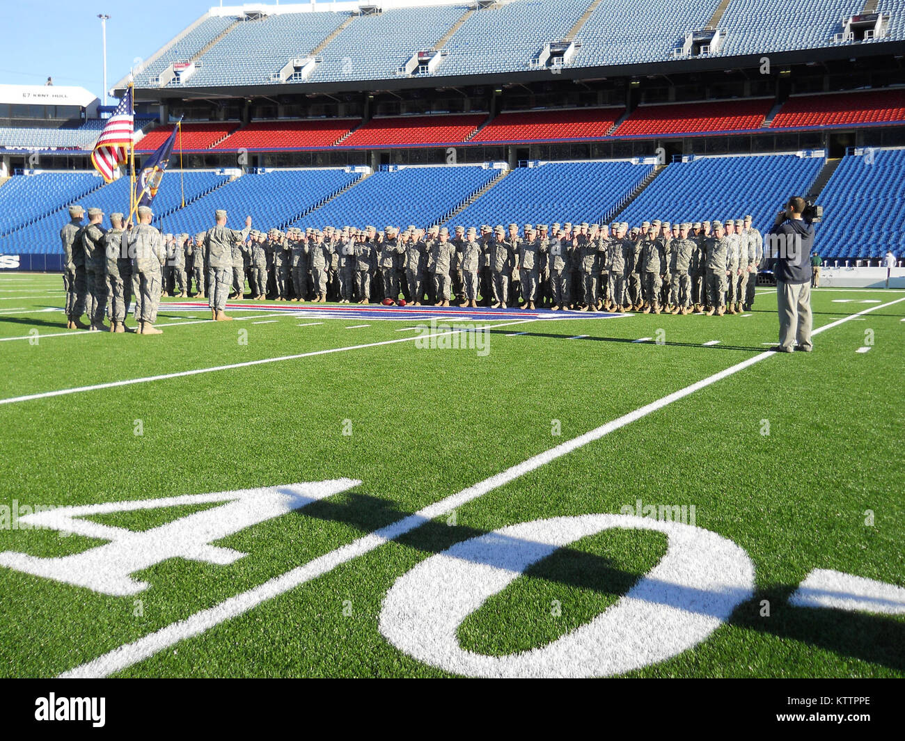 Army stadium flag hi-res stock photography and images - Alamy