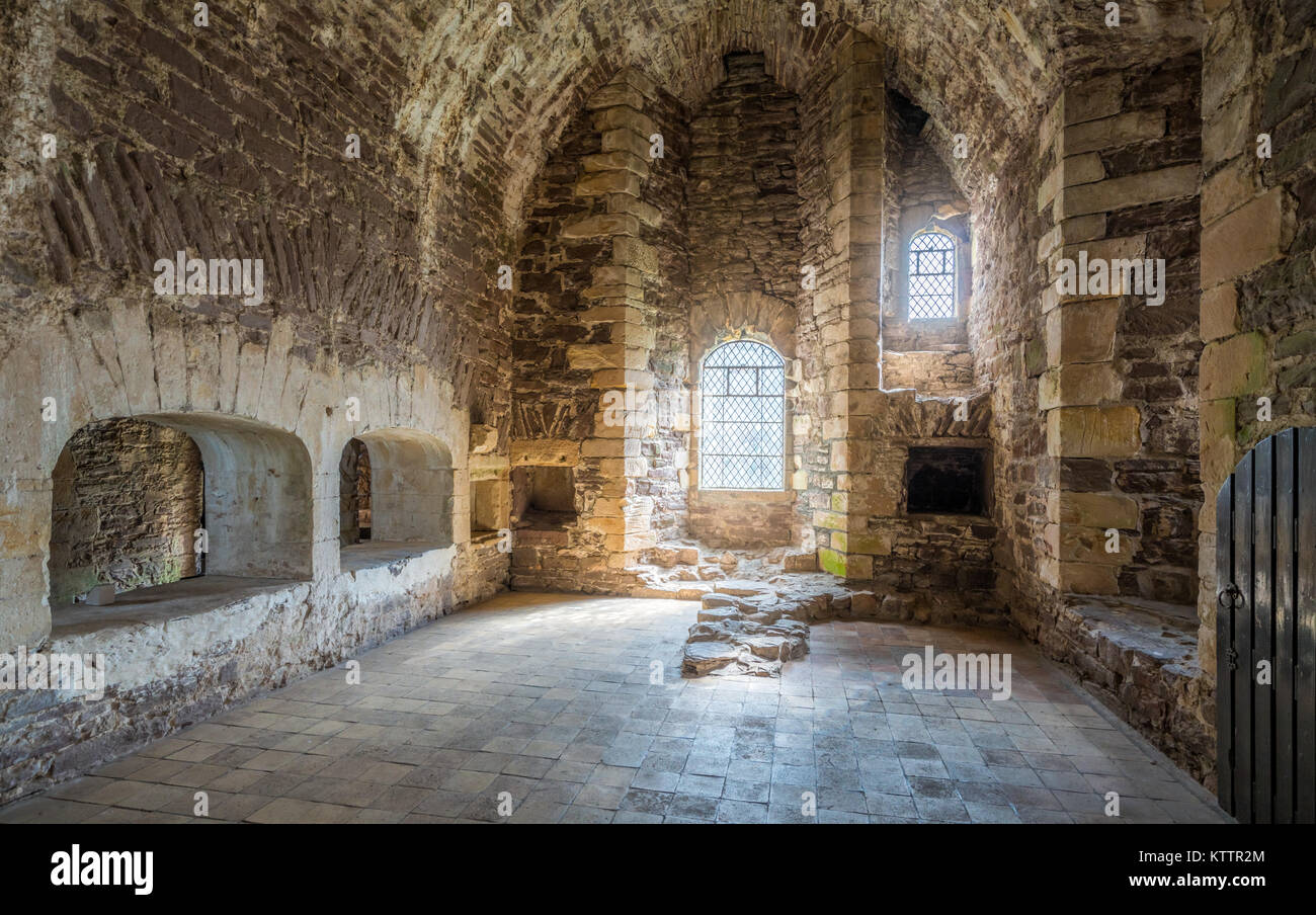 Doune castle scotland game of thrones hi-res stock photography and ...