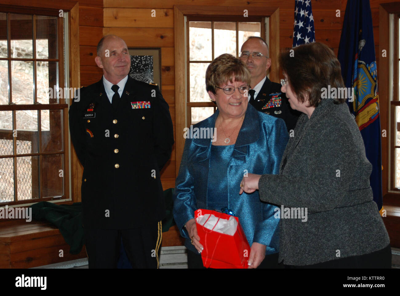 Army retirement gift hi-res stock photography and images - Alamy