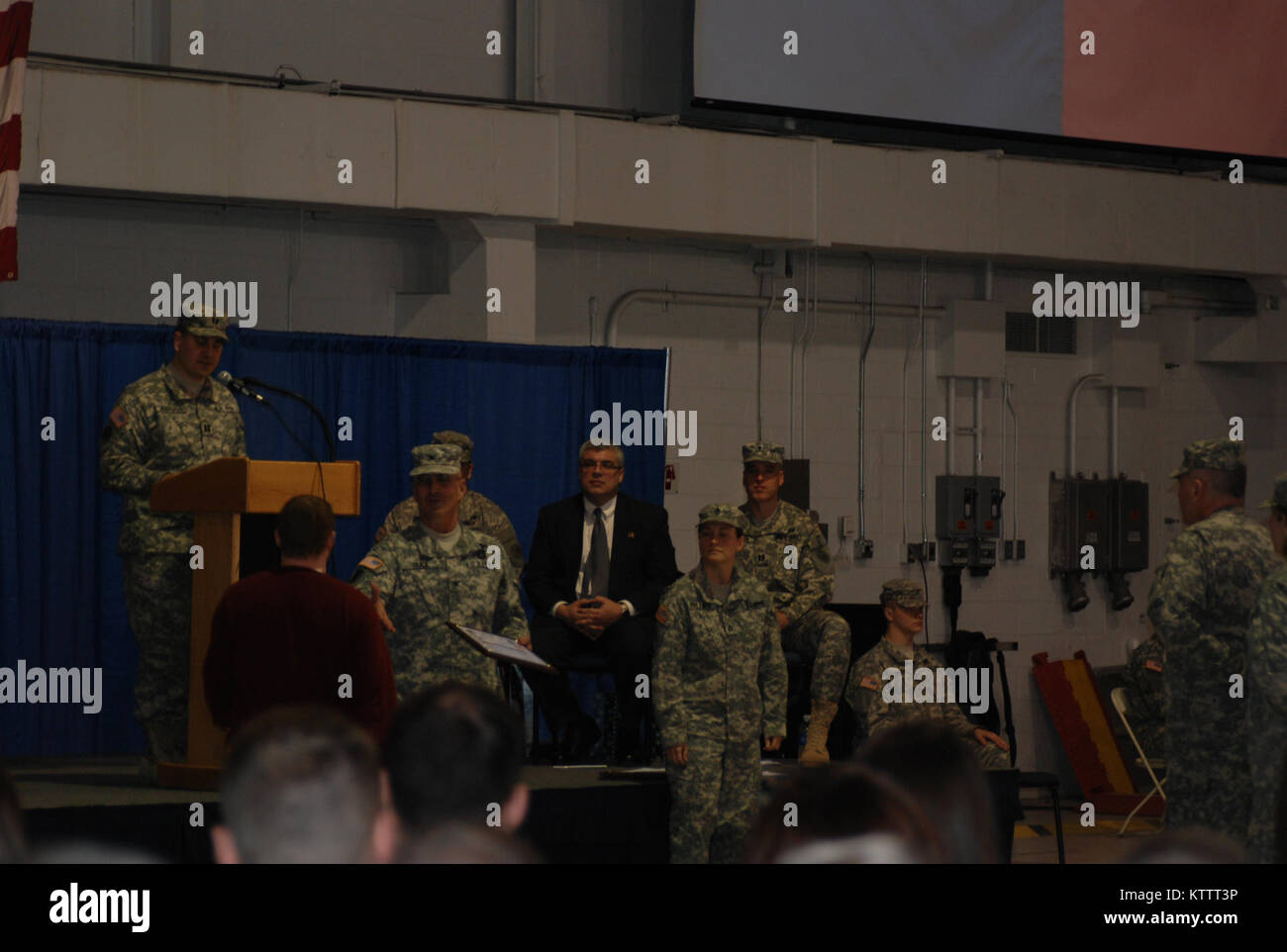HANCOCK FIELD AIR NATIONAL GUARD BASE-- Thank you awards are presented ...