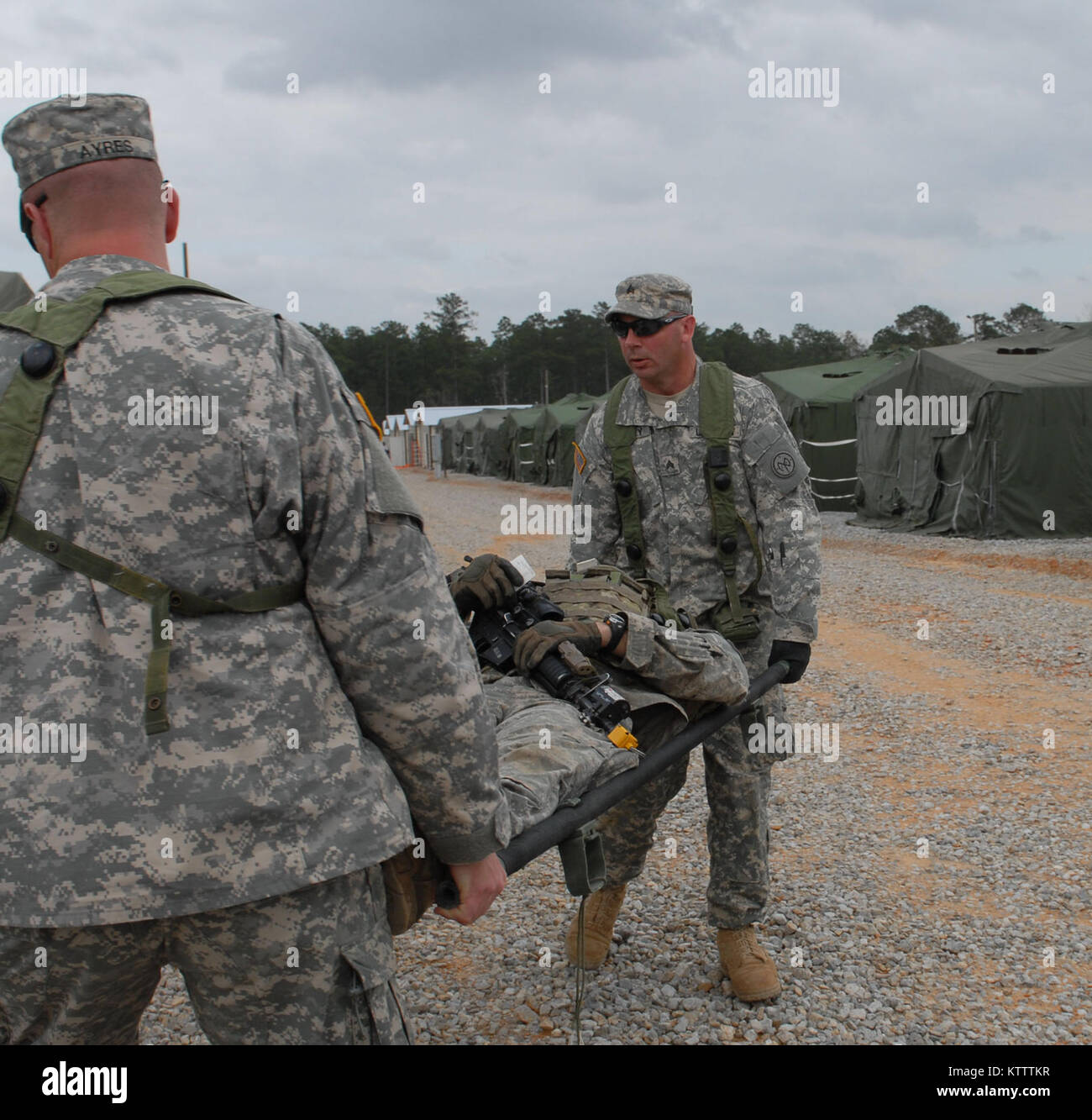 U.S. Army National Guard personnel daily duties and life. Working ...