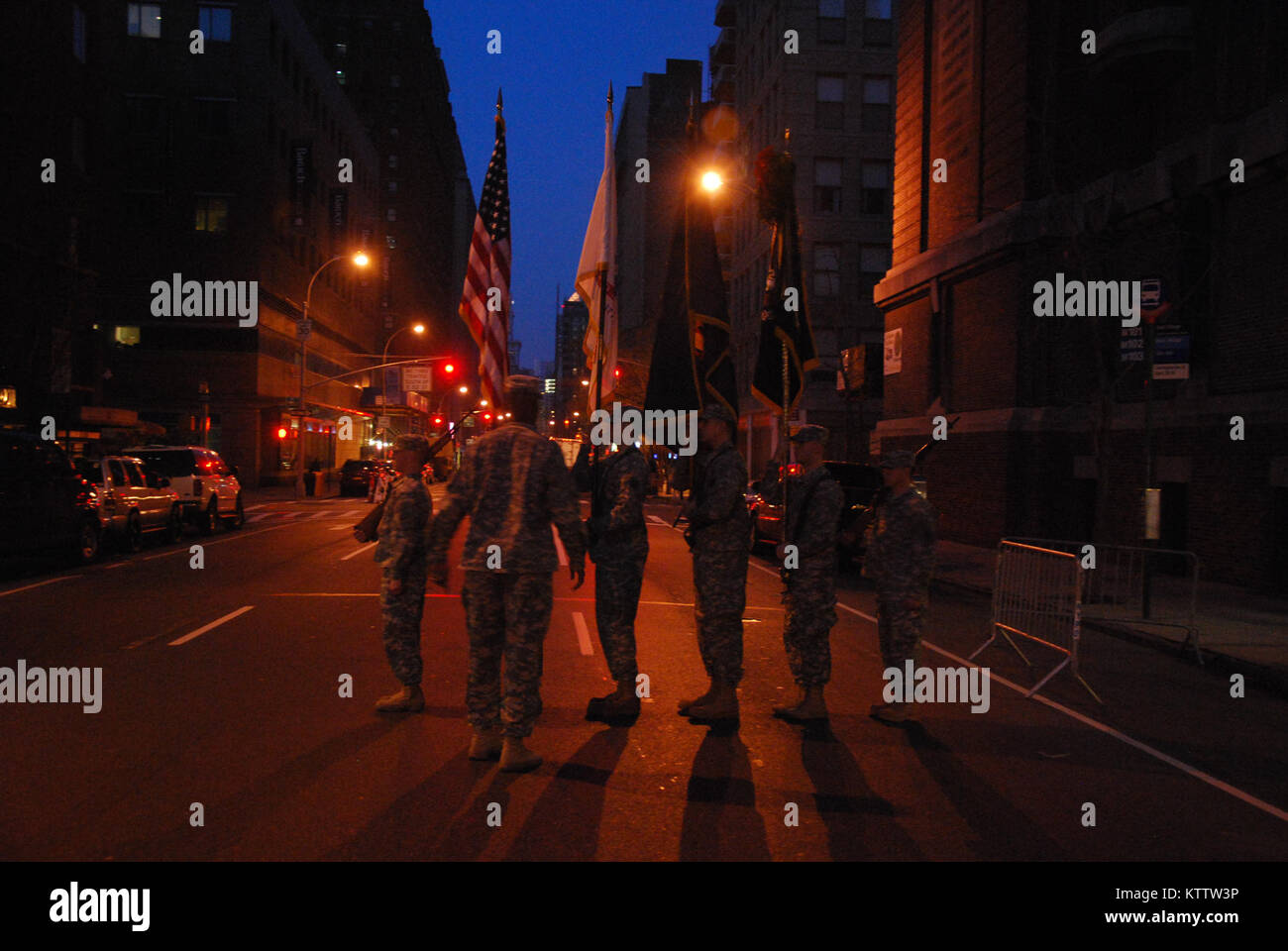 U.S. Army National Guard personnel daily duties and life. Working ...