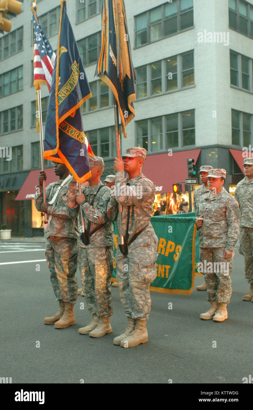U.S. Army National Guard personnel daily duties and life. Working ...