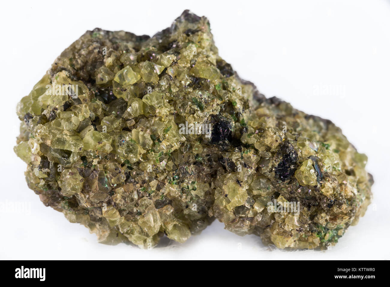 Olivine mineral hi-res stock photography and images - Alamy