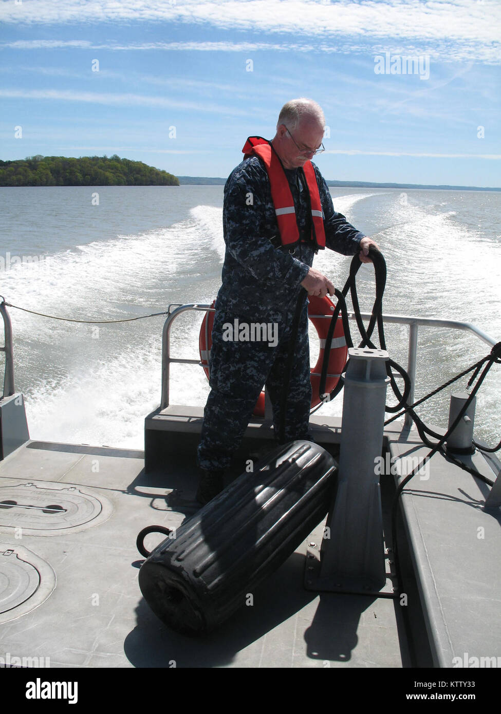 New York Naval Militia Member Steelworker First Class Jeff Alexander ...