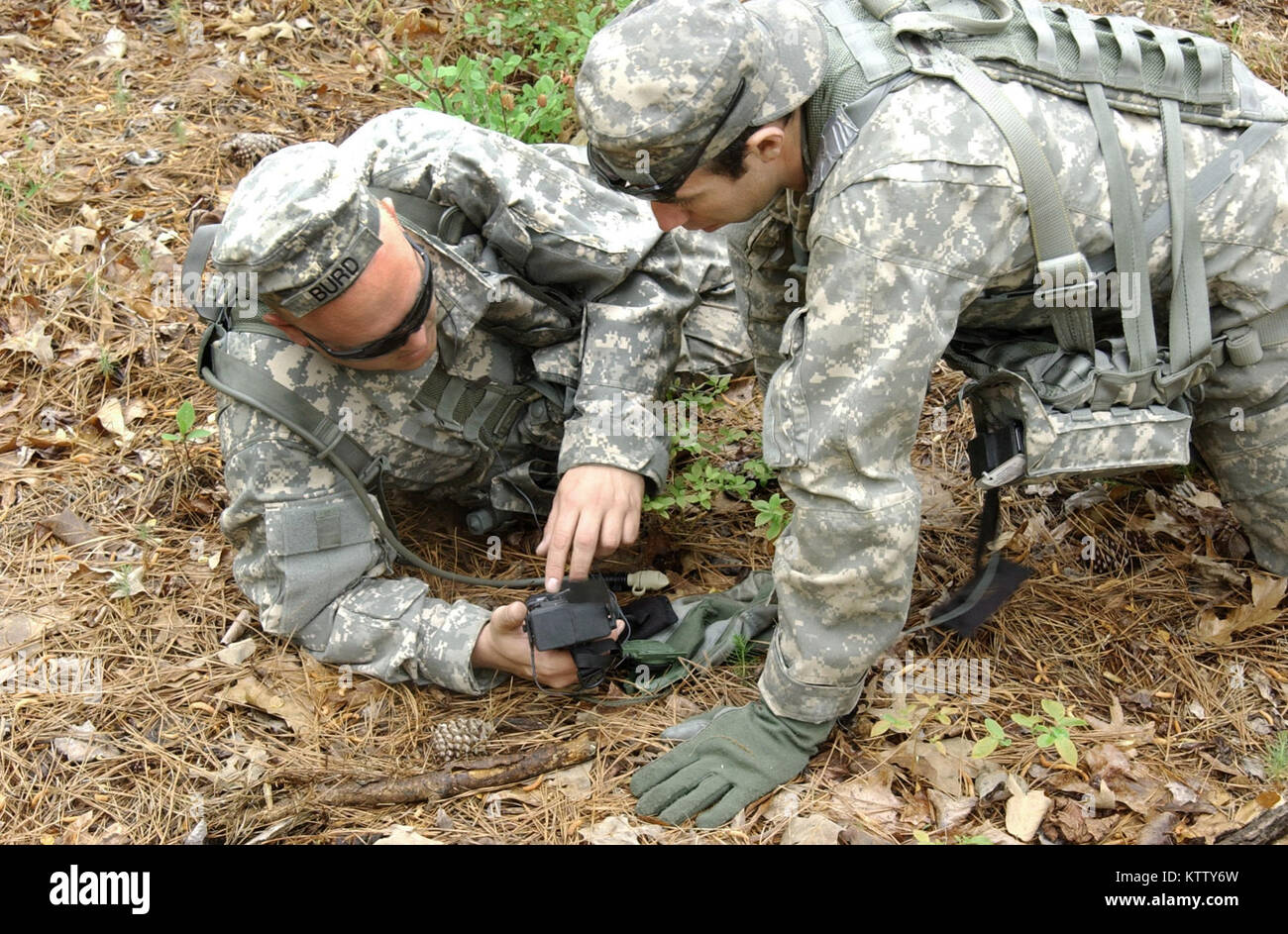 FORT A.P. HILL, Va. - Sgt. Keith Burd and Spc. Matt Cordaro from 3rd ...