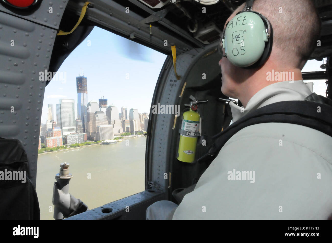 NEW YORK, NY - ANG Command Chief Master Sergeant Christopher Muncy ...