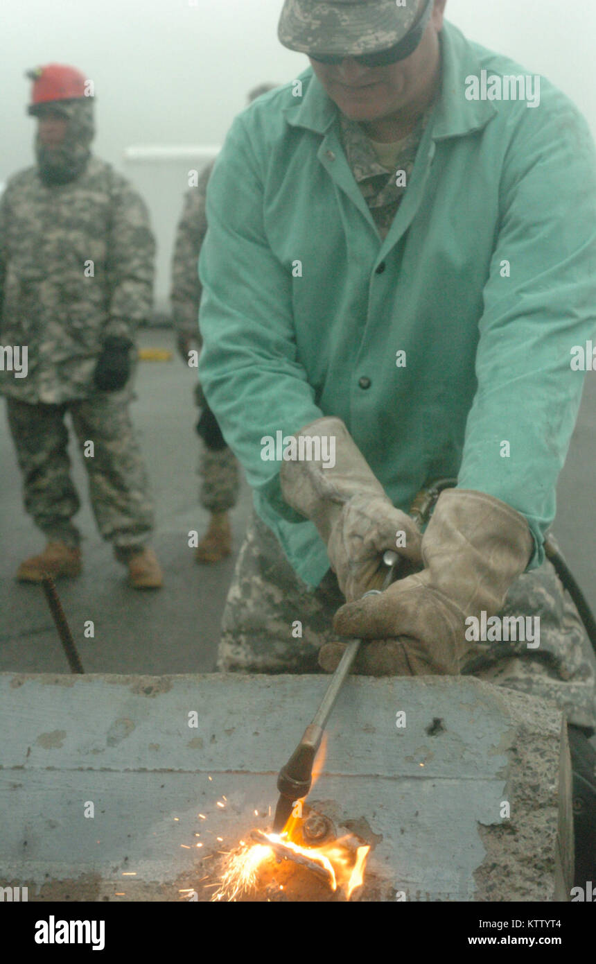 Defense chemical biological radiological nuclear response force hi-res ...