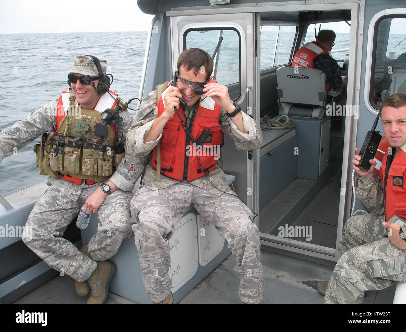 Joint terminal attack controllers hi-res stock photography and images ...