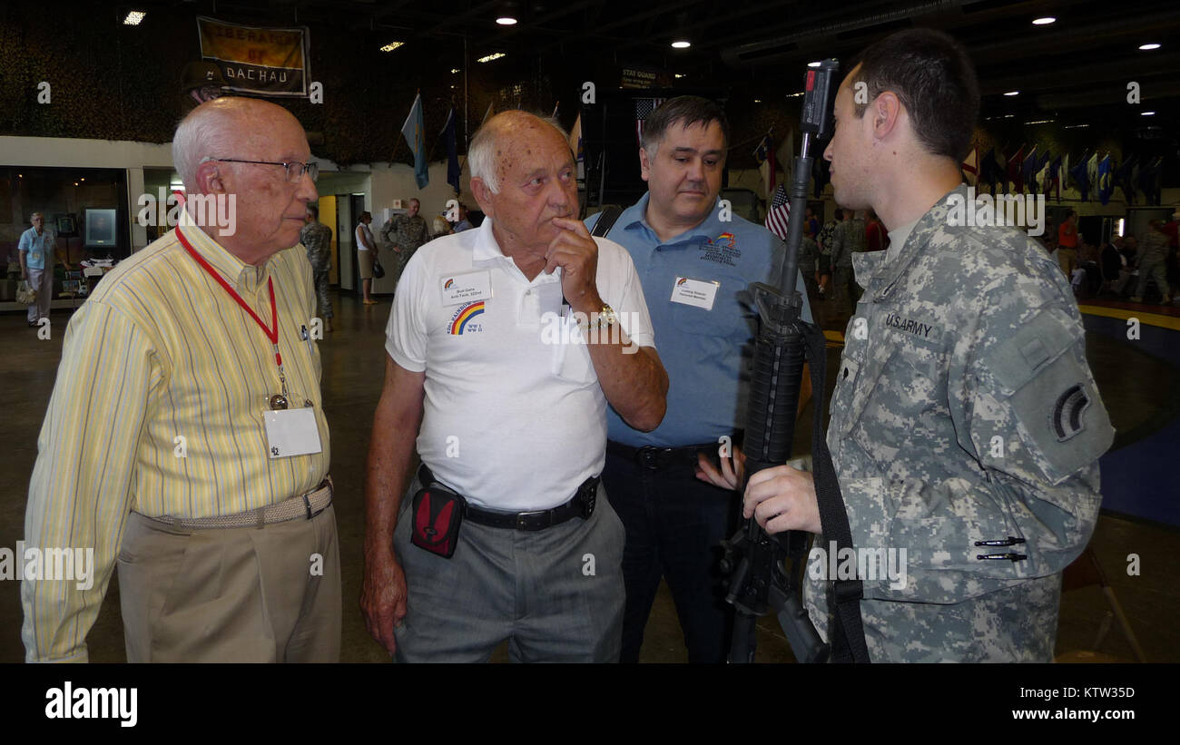 Annual family reunion hi-res stock photography and images - Alamy