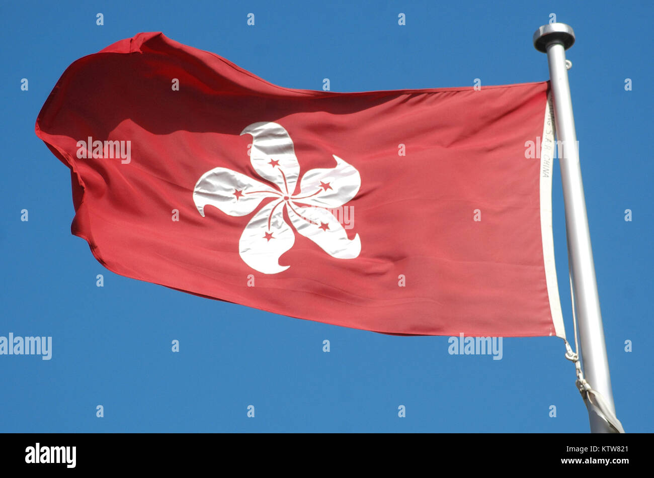 Hong kong flag chinese hi-res stock photography and images - Alamy