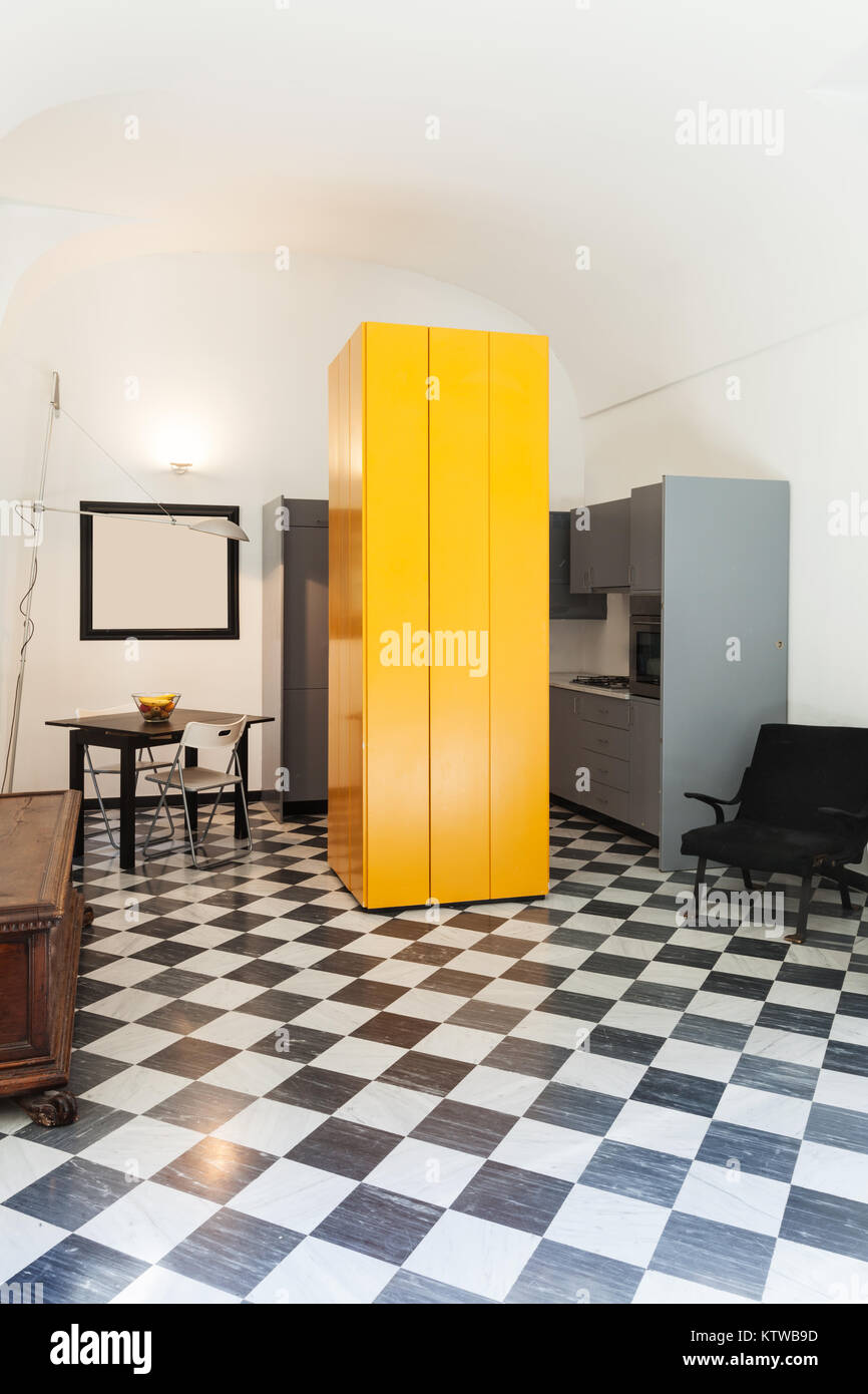 Checkered floor hi-res stock photography and images - Alamy