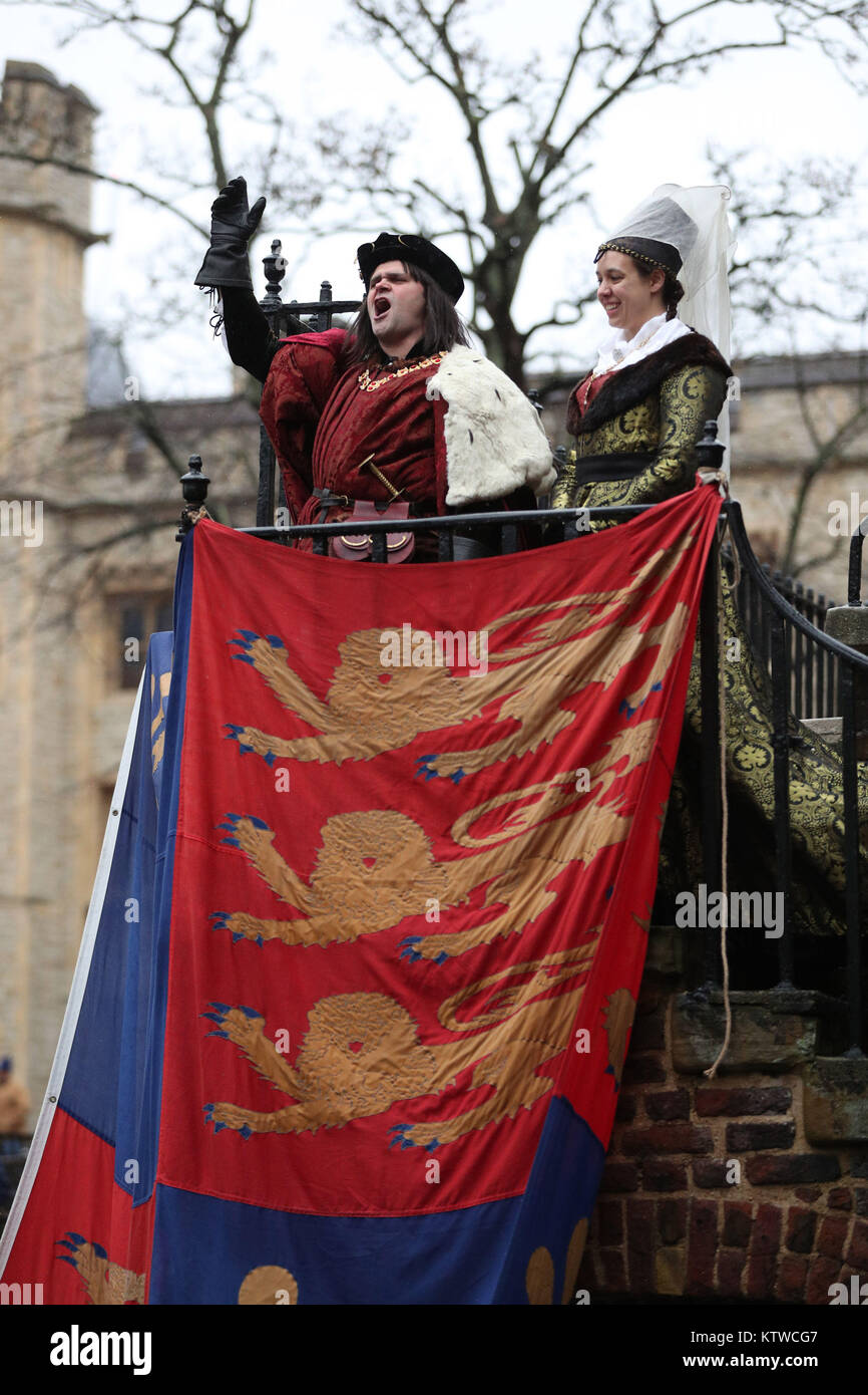 Historical interpreters playing the parts of Richard III and Anne ...