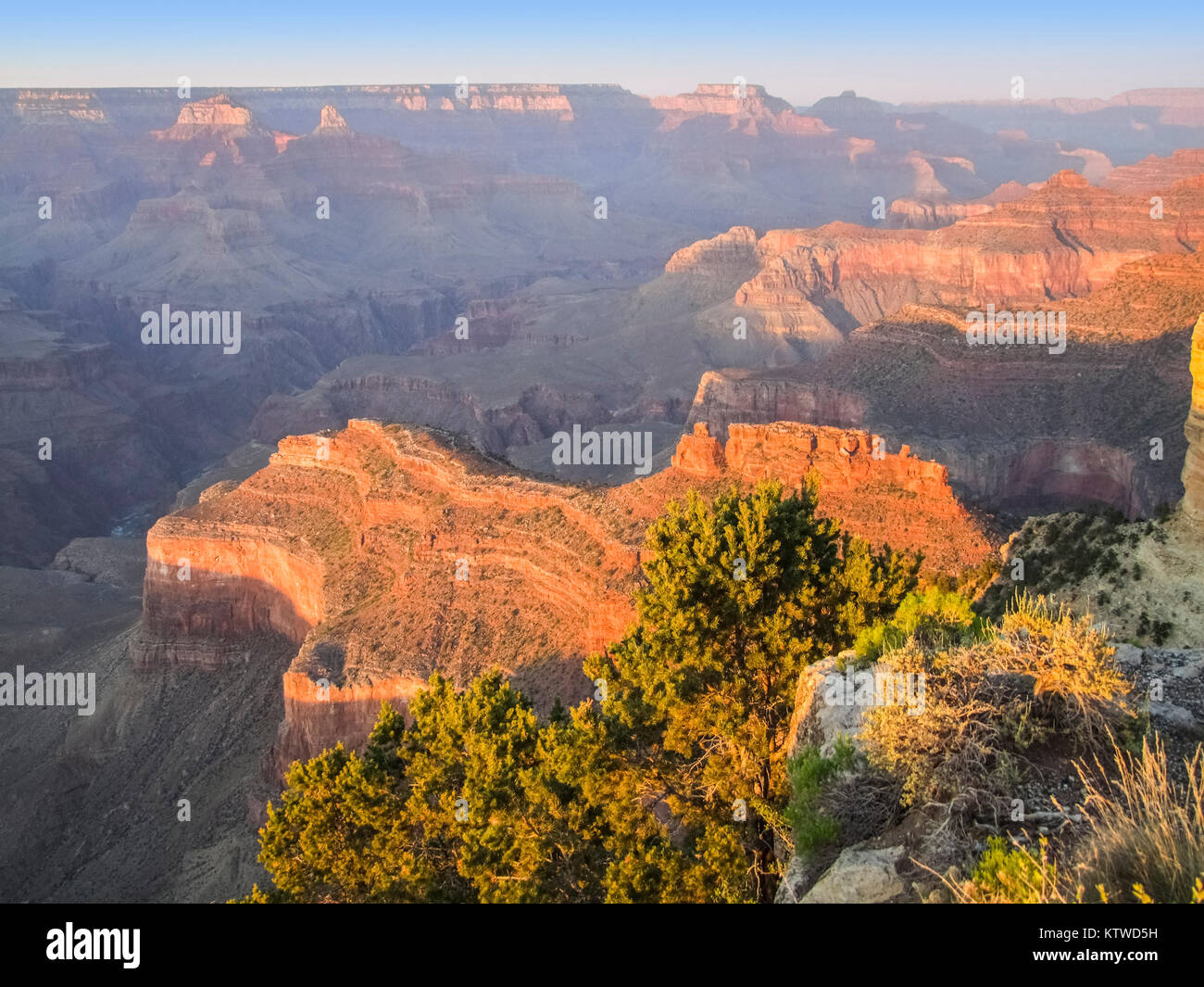 colorful evening scenery at the Grand Canyon National Park in Arizona ...