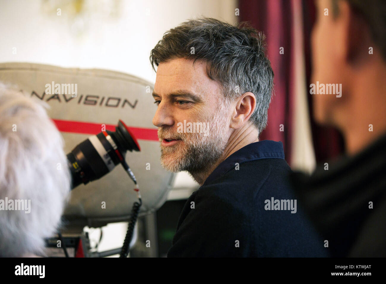 PHANTOM THREAD, director Paul Thomas Anderson, on set, 2017. ph: Laurie ...