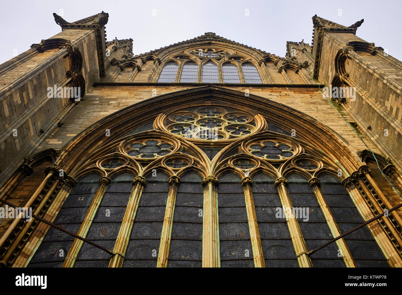 Lincoln cathedral east window hi-res stock photography and images - Alamy