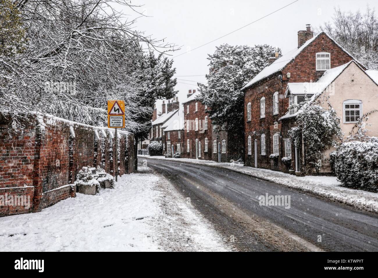 Snow scenes hi-res stock photography and images - Alamy