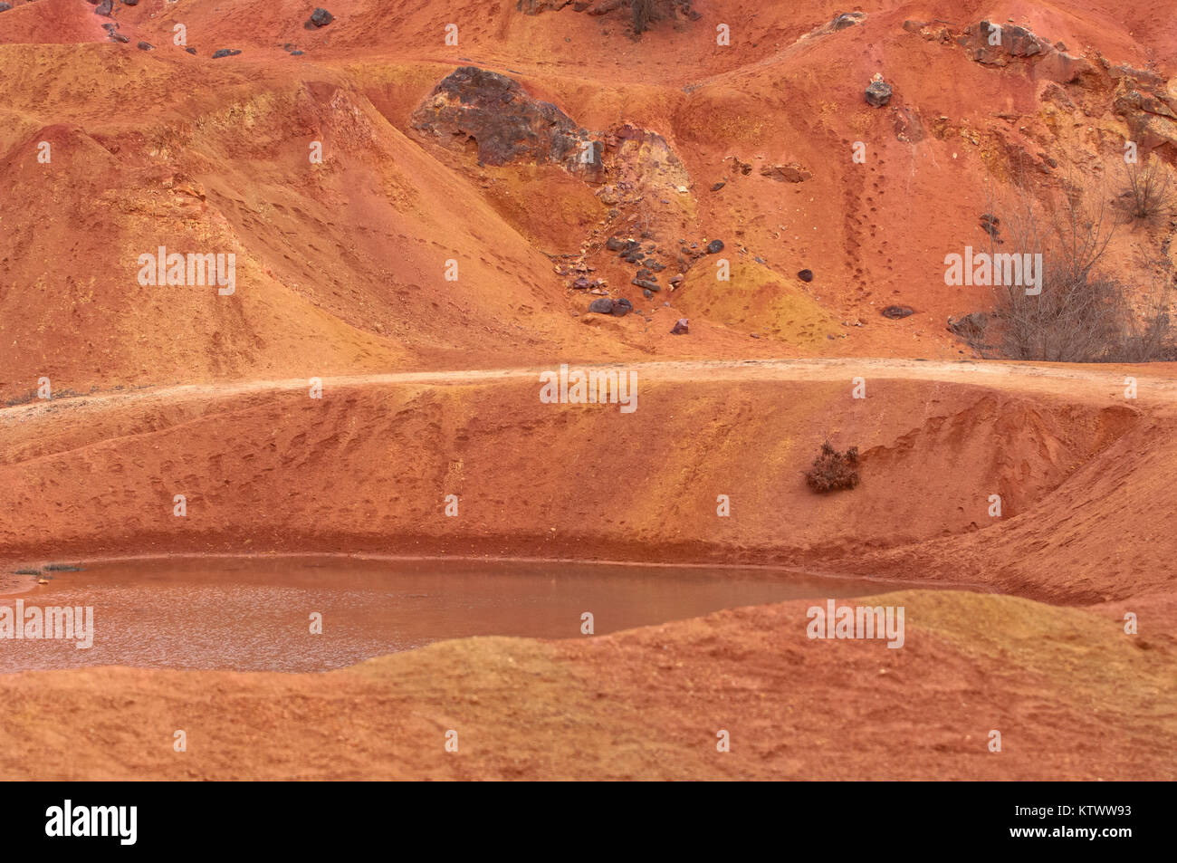 Bauxite Mining Stock Photos & Bauxite Mining Stock Images - Alamy