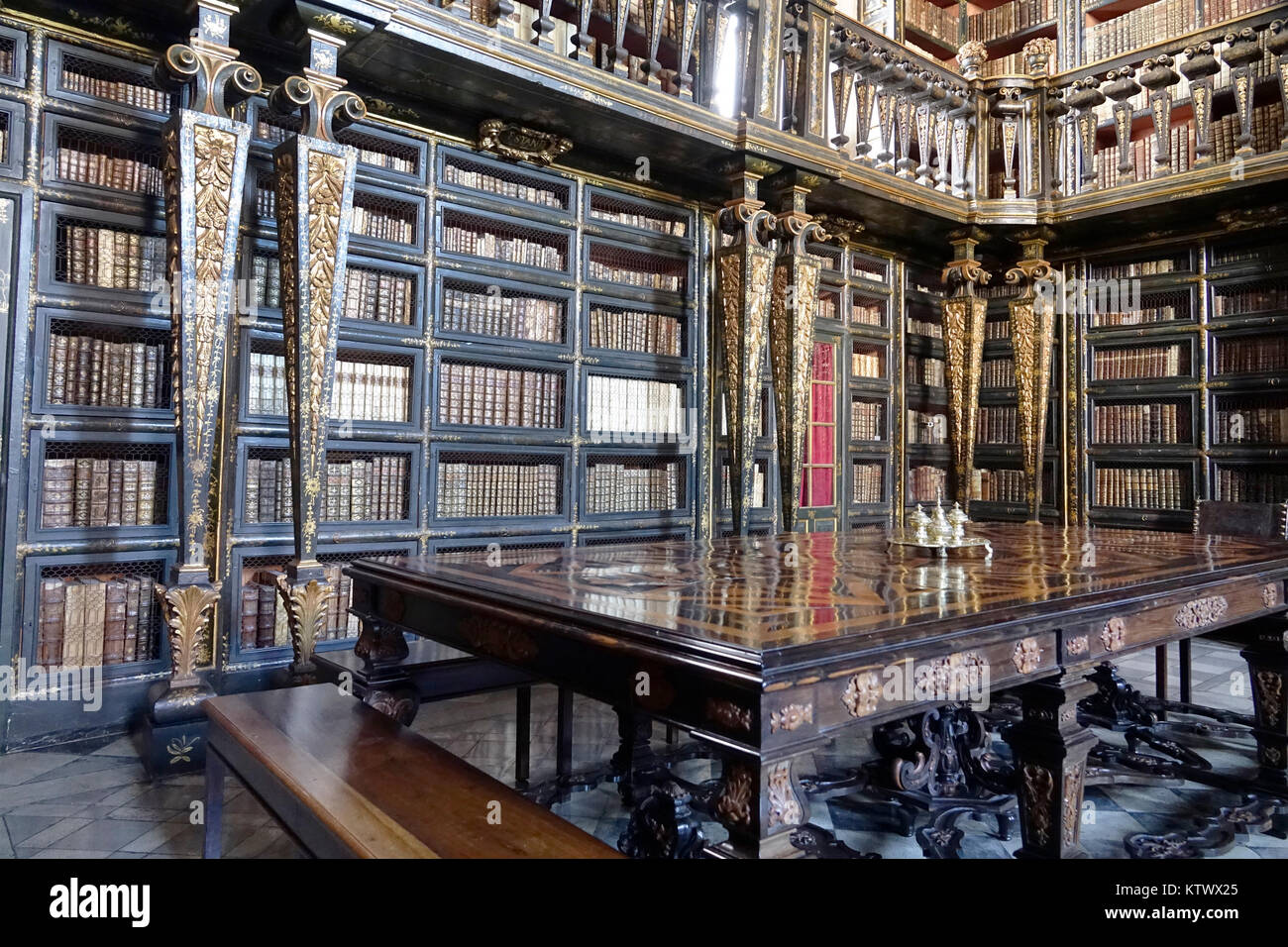 Biblioteca Joanina High Resolution Stock Photography and Images - Alamy