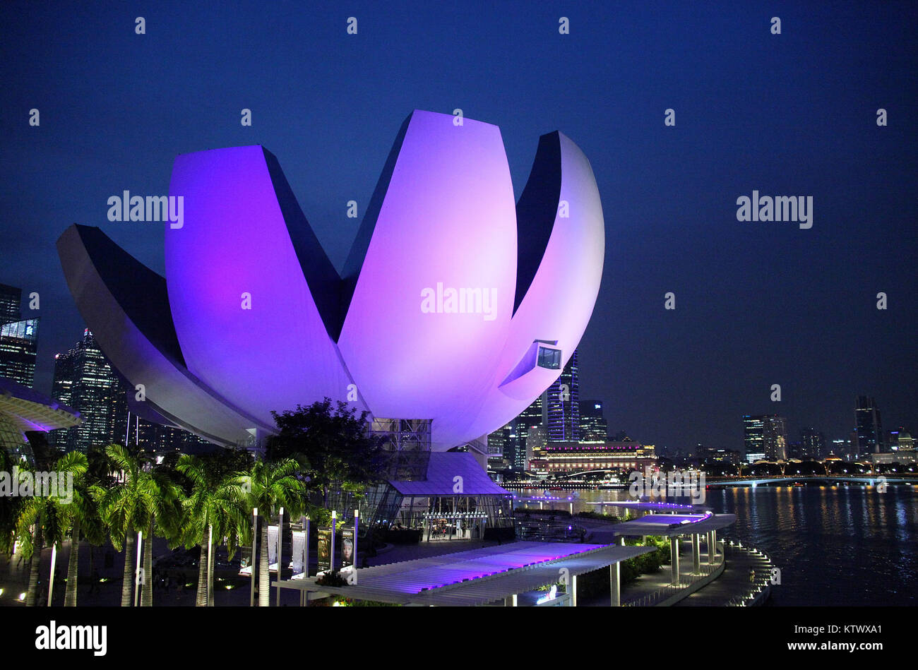 Singapore ArtScience Museum Stock Photo - Alamy