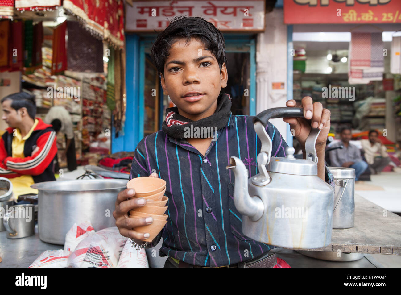 Child labour india hi-res stock photography and images - Alamy