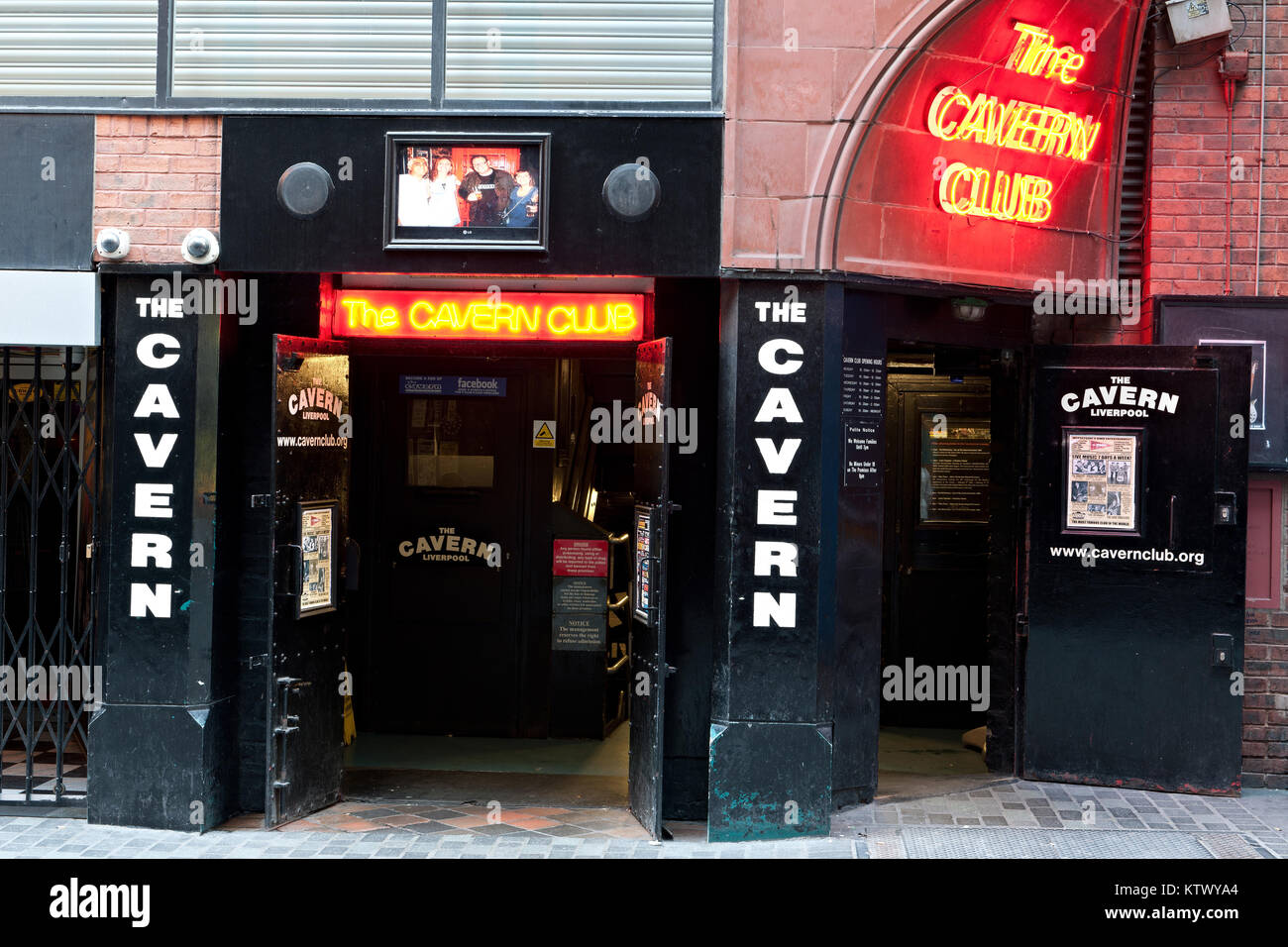 The beatles 1961 cavern club hi-res stock photography and images - Alamy