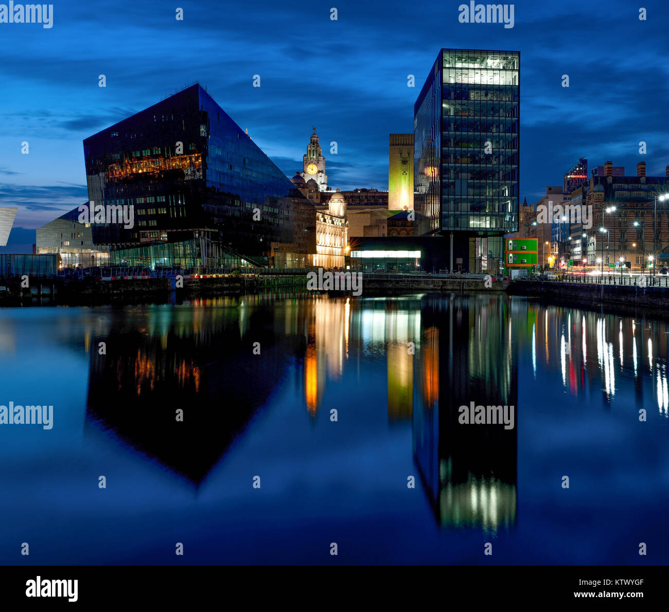 Waterfront unesco designated hi-res stock photography and images - Alamy