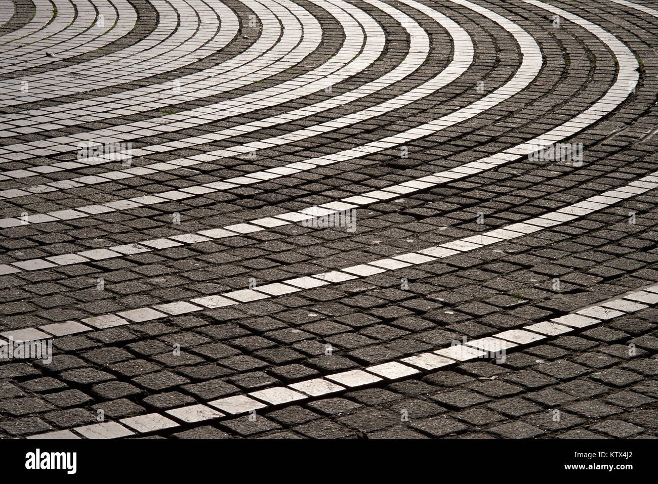 Shadow lines and patterns hi-res stock photography and images - Alamy