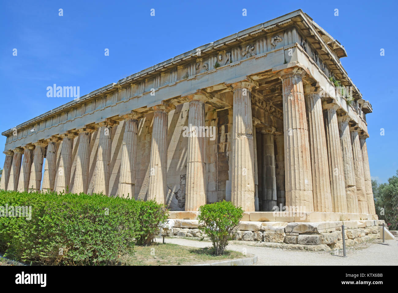 Magnificent temple hi-res stock photography and images - Alamy