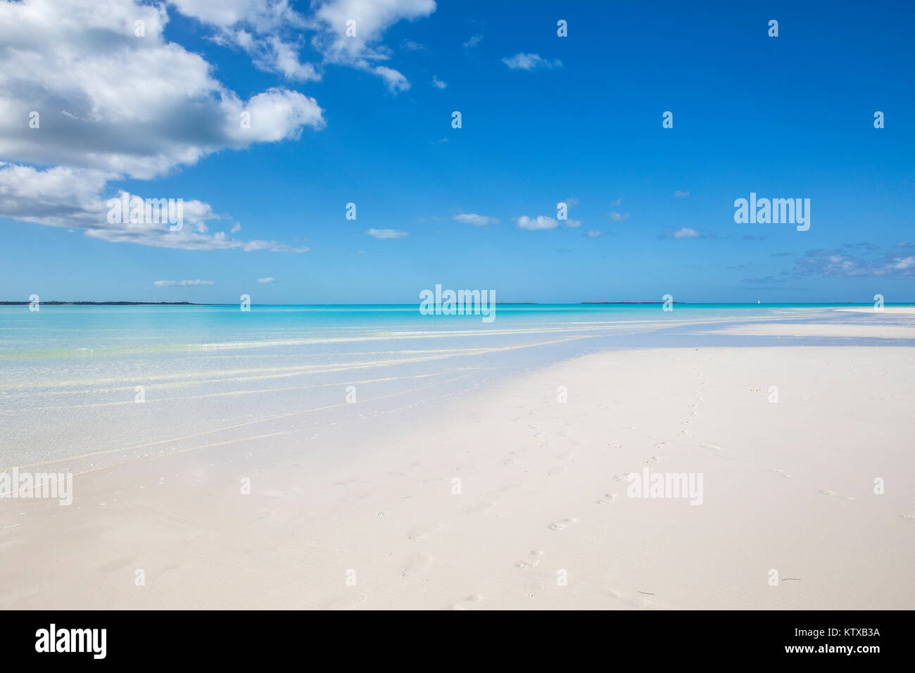 Beach at Treasure Cay, Great Abaco, Abaco Islands, Bahamas, West Indies ...