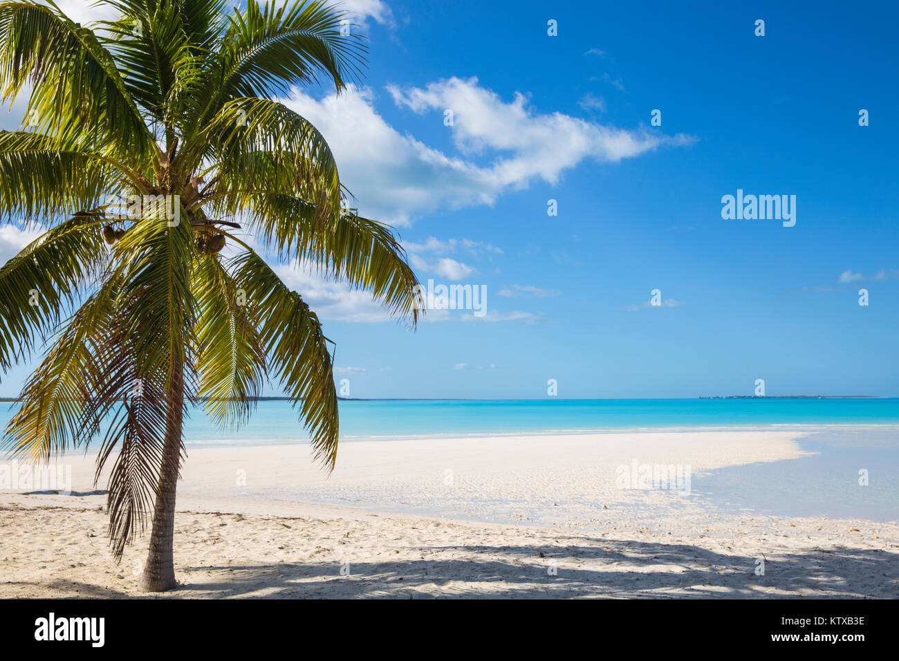 Beach at Treasure Cay, Great Abaco, Abaco Islands, Bahamas, West Indies ...