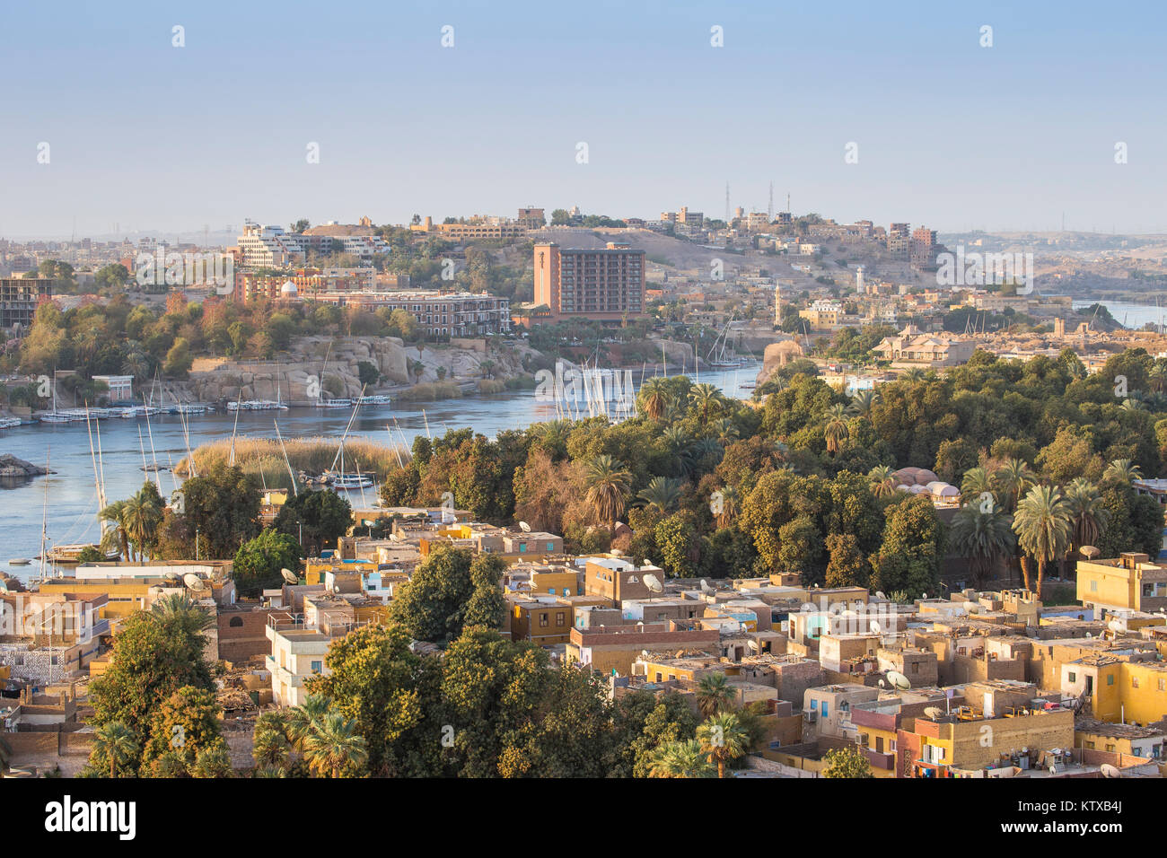 Cataract island view hi-res stock photography and images - Alamy
