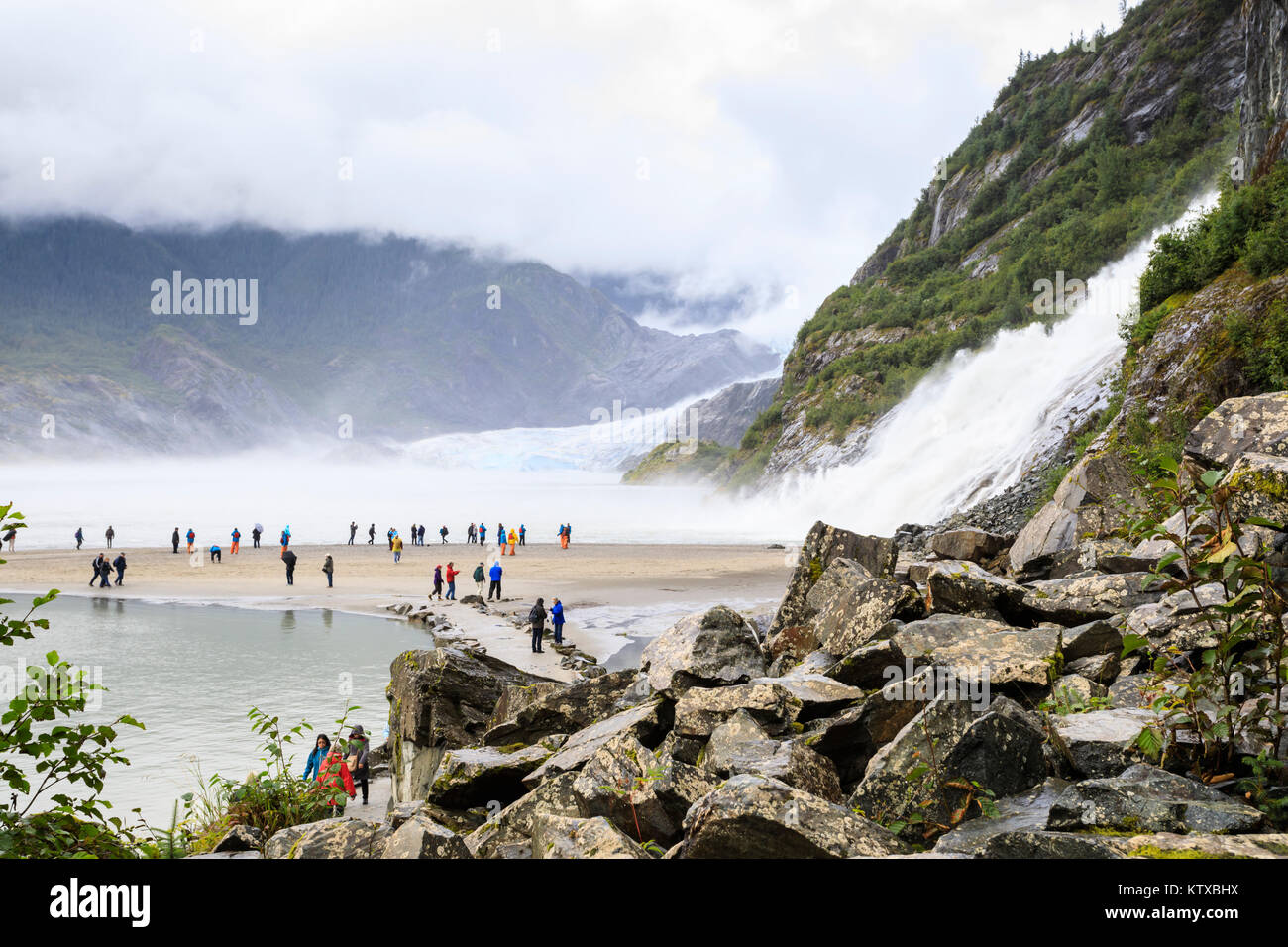 Mendenhall nugget falls waterfall hi-res stock photography and images ...