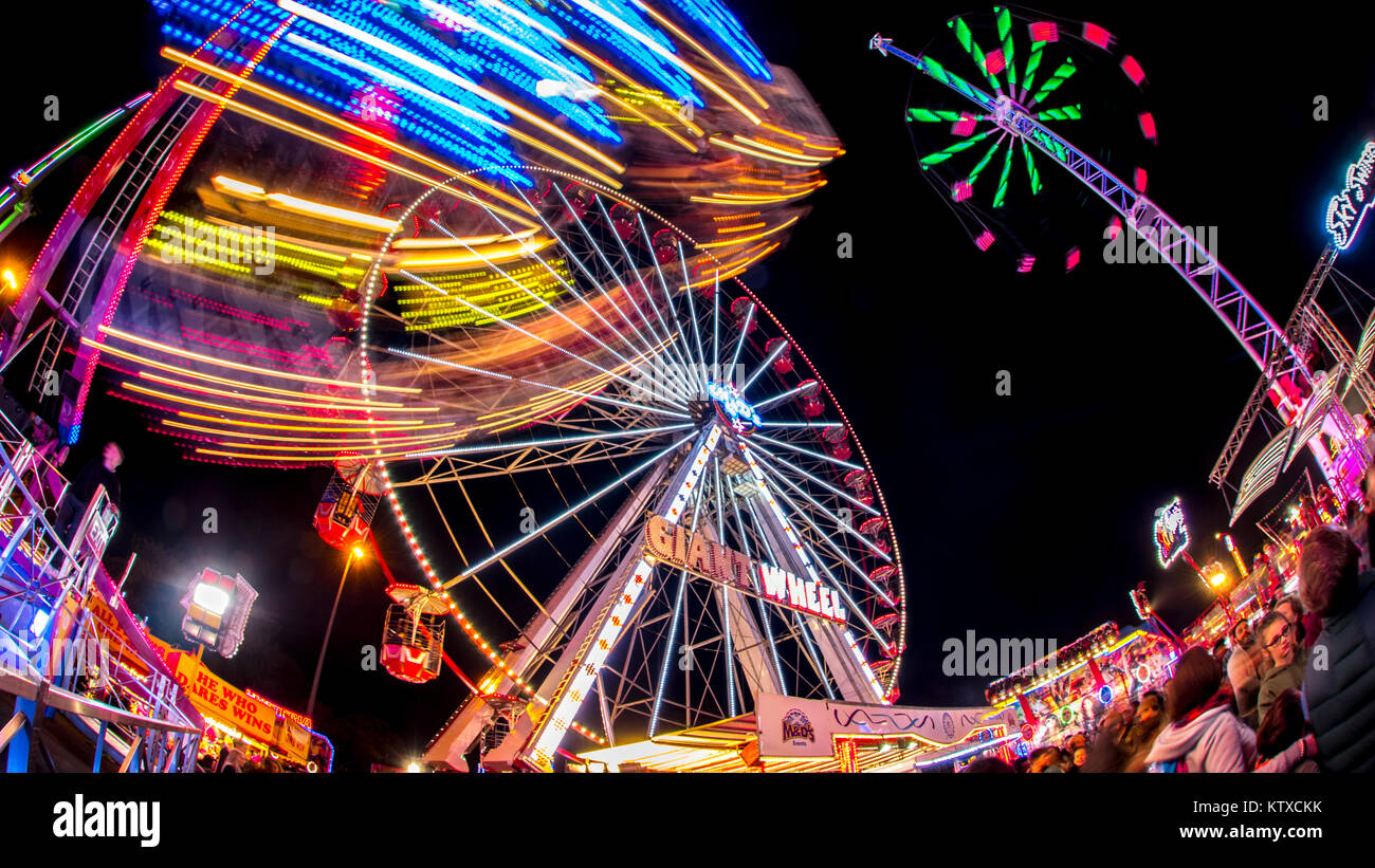 Nottingham funfair fairground night hi-res stock photography and images ...