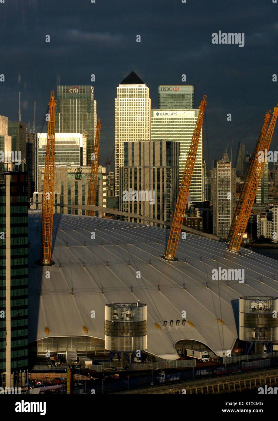 02 arena aerial hi-res stock photography and images - Alamy