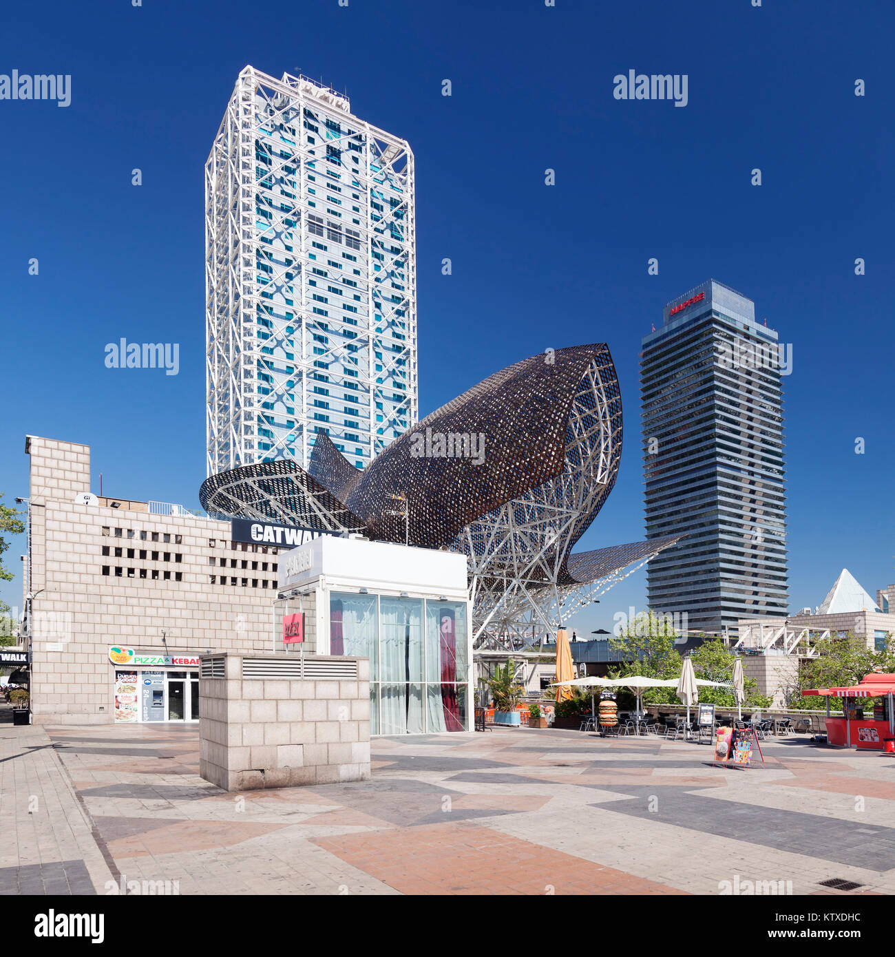 Mapfre Tower, Arts Tower, Peix, Fish sculpture by Frank Owen Gehry ...