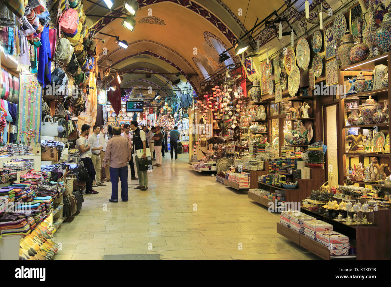 Grand Bazaar (Kapali Carsi), Market, Old City, Istanbul, Turkey, Europe ...