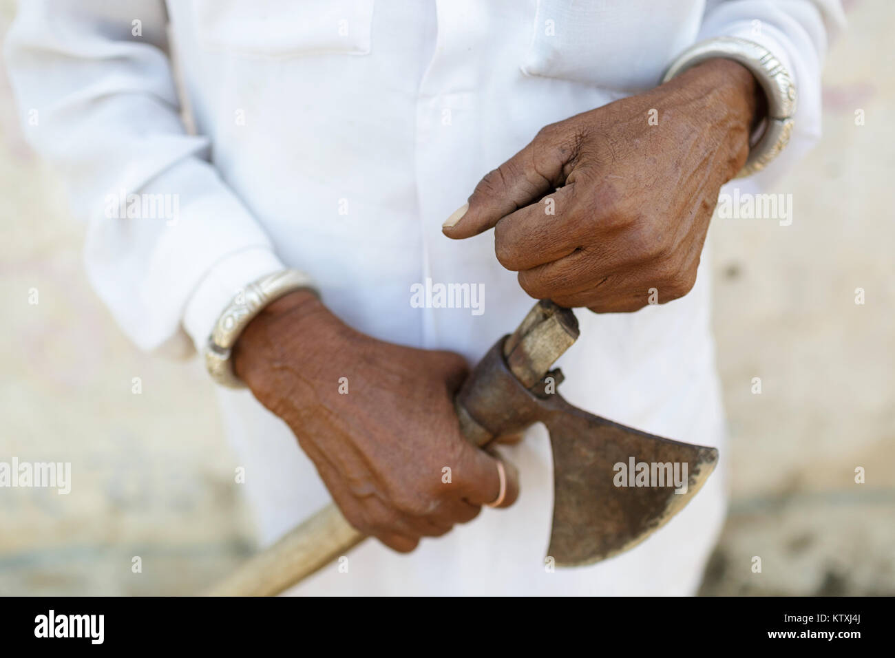 Indian axe hi-res stock photography and images - Alamy