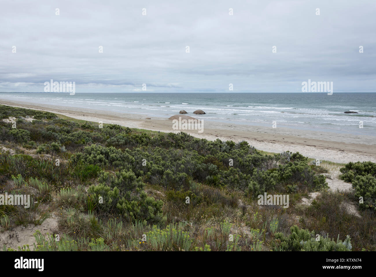 The Granites is a beach spanning 5kms within the Coorong, South ...