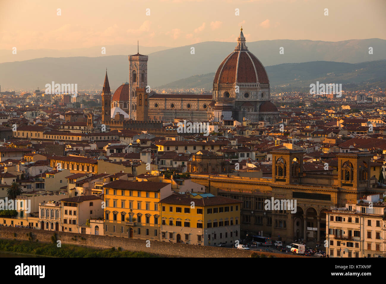 An overview of the city of Florence, Italy near sunset Stock Photo - Alamy