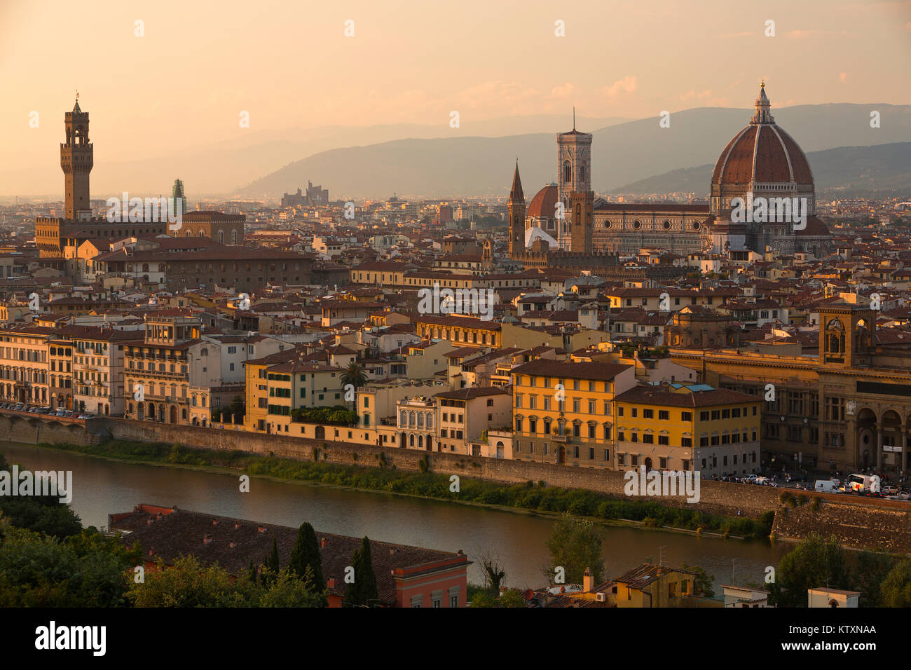 An overview of the city of Florence, Italy near sunset Stock Photo - Alamy
