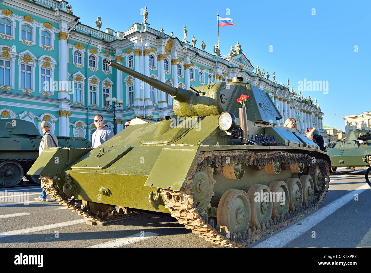 T 70 tank hi-res stock photography and images - Alamy