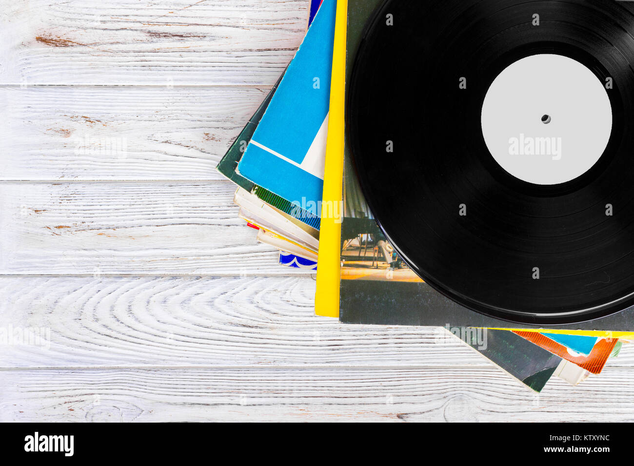Vinyl records decoration hi-res stock photography and images - Alamy