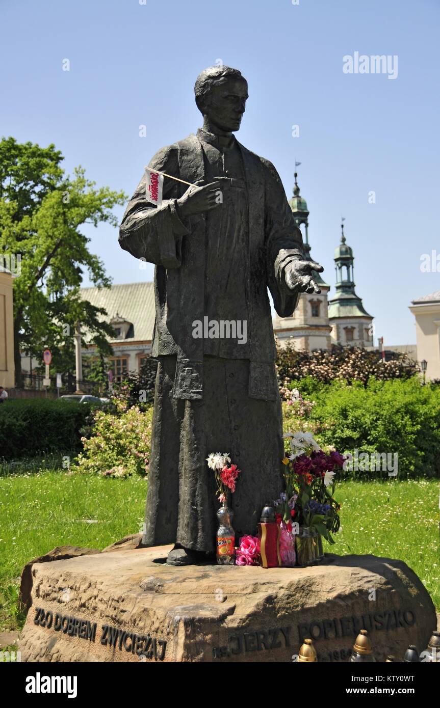 Jerzy popieluszko statue hi-res stock photography and images - Alamy