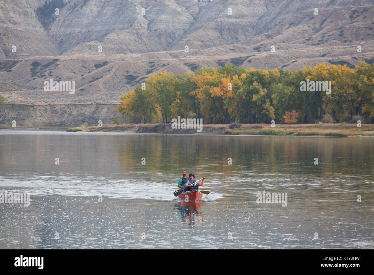 Tourists canoe down the Upper Missouri River National and Scenic River ...