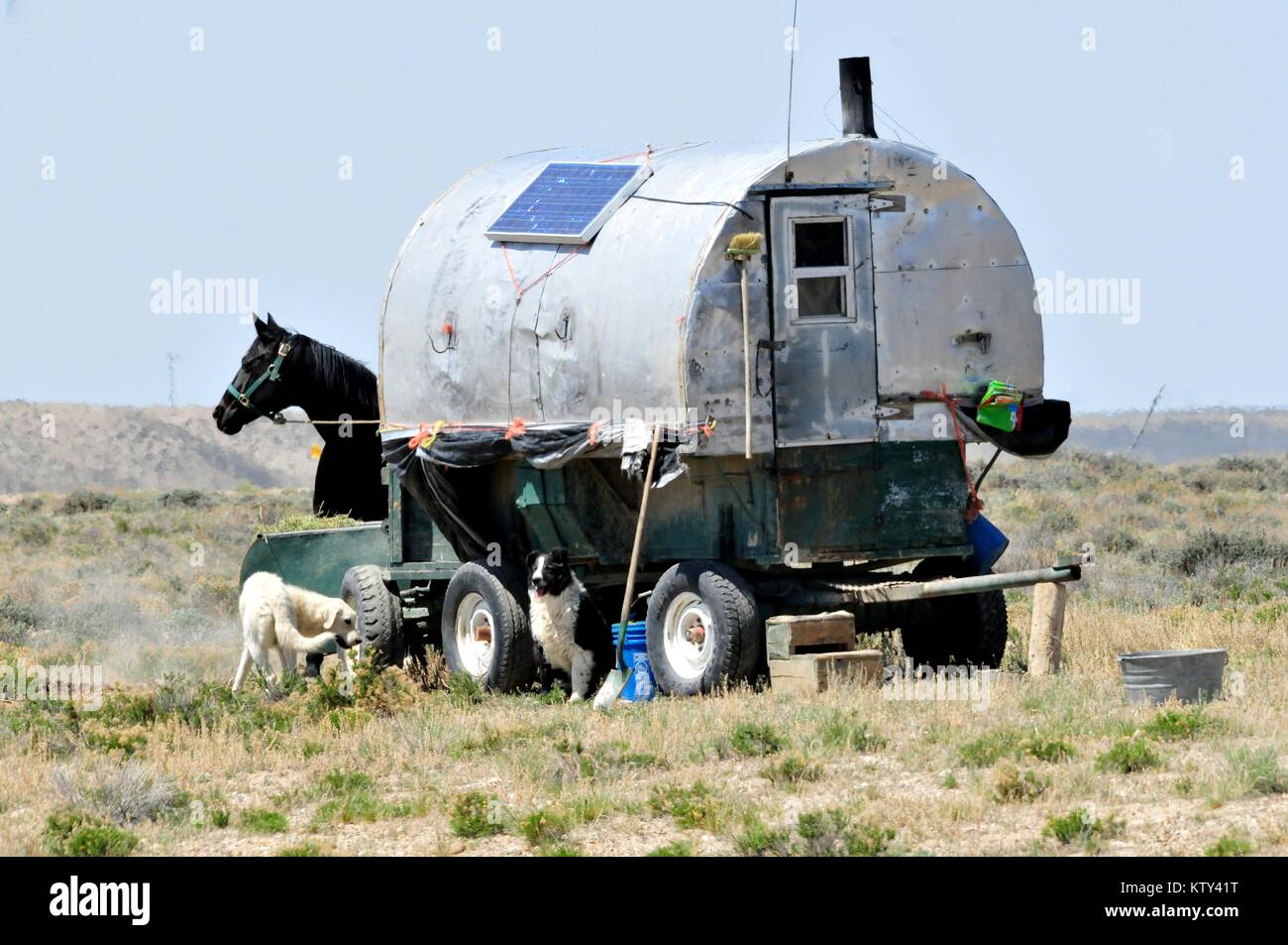 Sheepherder wagon hi-res stock photography and images - Alamy